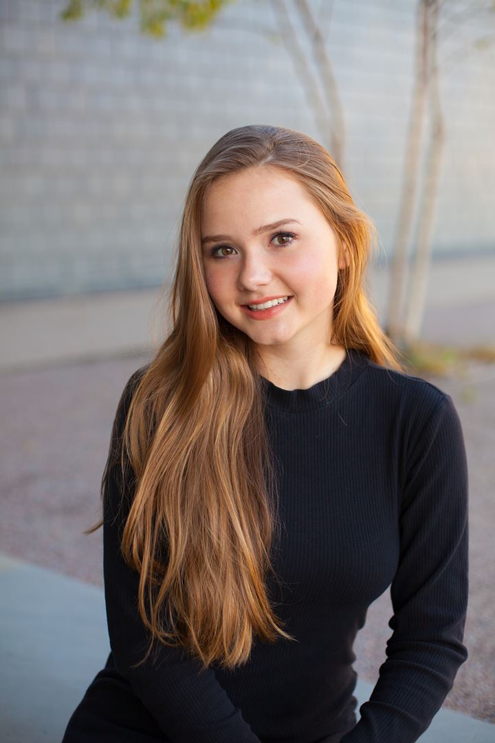 2018 Senior Series - Linnea Åkesson - The International School of Minnesota